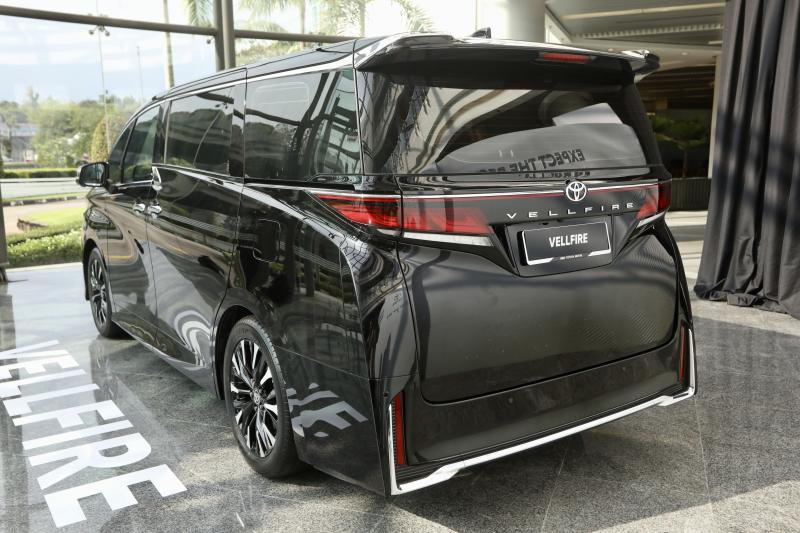 Toyota Vellfire – The Sporty Luxury MPV for VIPs – Car Crave Malaysia
